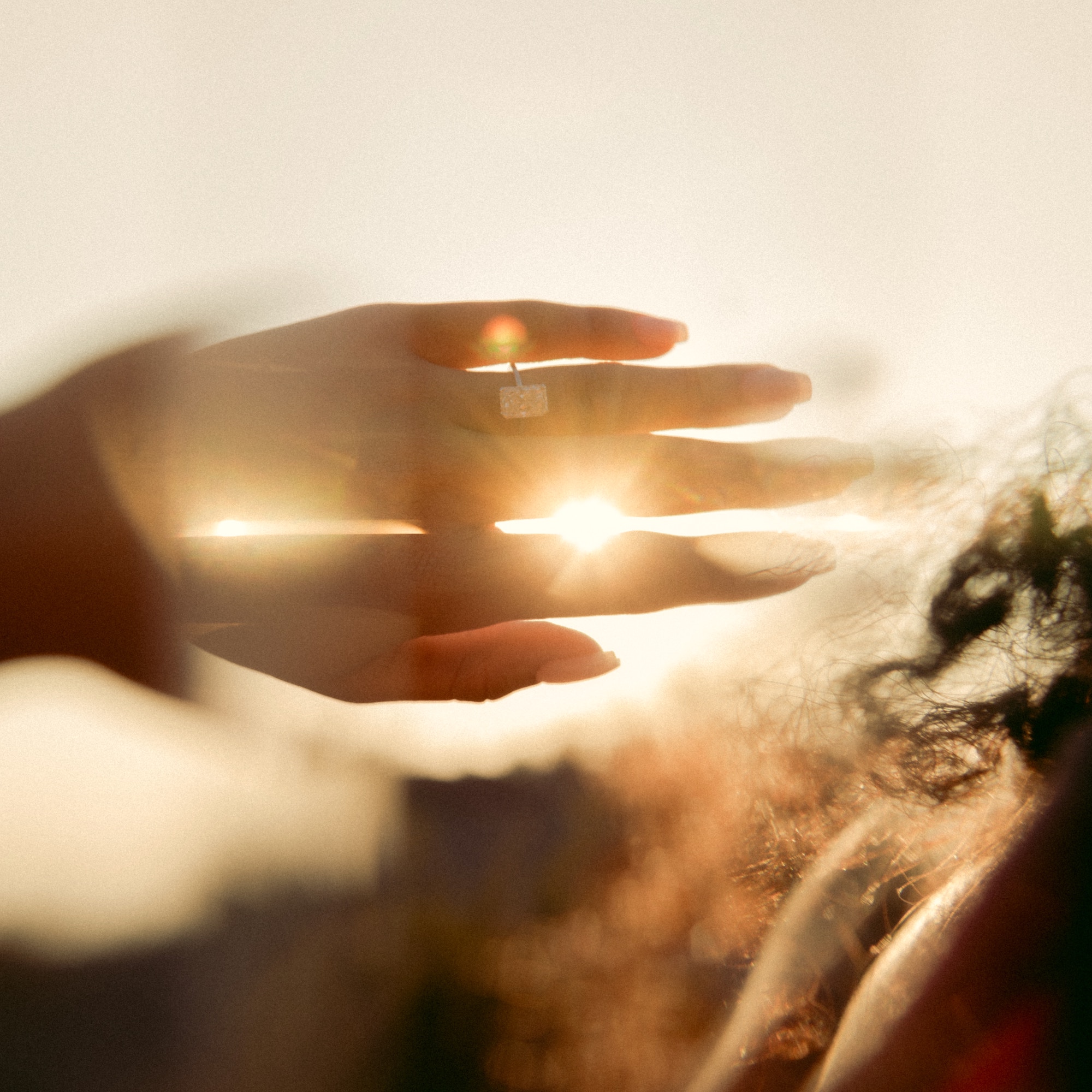 Your Hands Are Amazing and Here's the Proof - Henné Organics